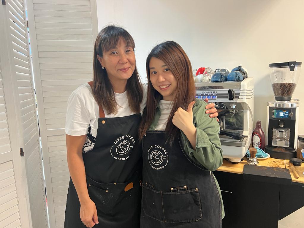 Alishan's Coffee. Two – Tasse Coffee 杯子咖啡教育中心